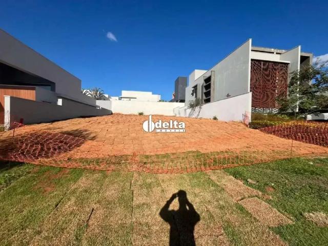 Terreno em Condomínio para Venda em Uberlândia/MG Granja Marileusa
