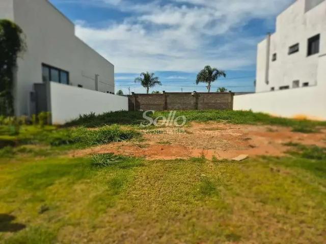 Terreno em Condomínio para Venda em Uberlândia/MG Jardim Sul