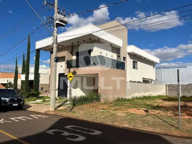 Terreno em Condomínio para Venda em Uberlândia/MG Laranjeiras 1 Quartos