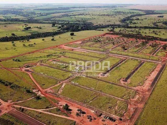 Terreno em Condomínio para Venda em Uberlândia/MG Laranjeiras