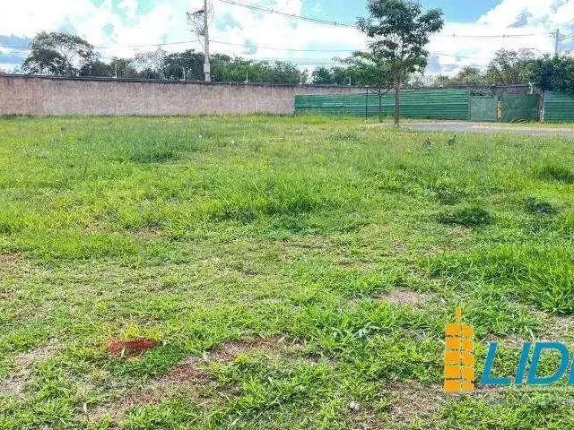 Terreno em Condomínio para Venda em Uberlândia/MG Laranjeiras
