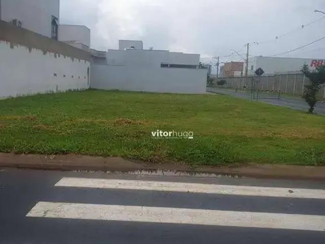 Terreno em Condomínio para Venda em Uberlândia/MG Novo Mundo