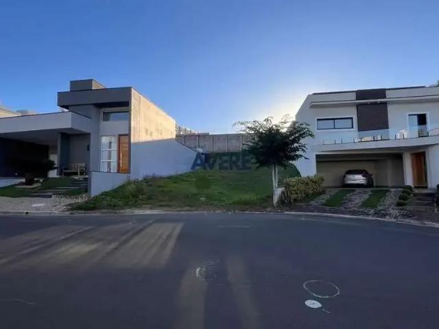 Terreno em Condomínio para Venda em Valinhos/SP Centro
