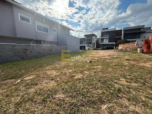 Terreno em Condomínio para Venda em Valinhos/SP Condomínio Bosque dos Cambarás