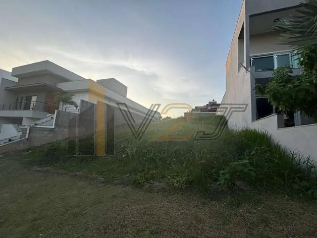 Terreno em Condomínio para Venda em Valinhos/SP Condomínio Bosque dos Cambarás