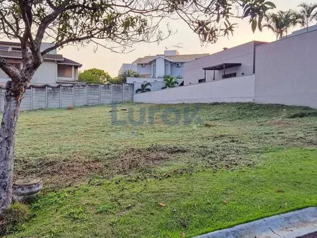 Terreno em Condomínio para Venda em Valinhos/SP Jardim Paiquerê
