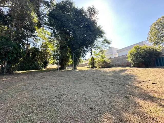 Terreno em Condomínio para Venda em Valinhos/SP Joapiranga