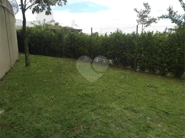 Terreno em Condomínio para Venda em Valinhos/SP Joapiranga