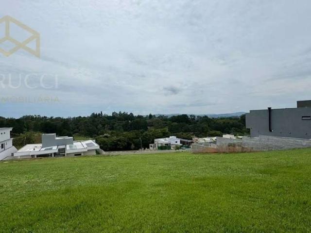 Terreno em Condomínio para Venda em Valinhos/SP Residencial Vila Lombarda