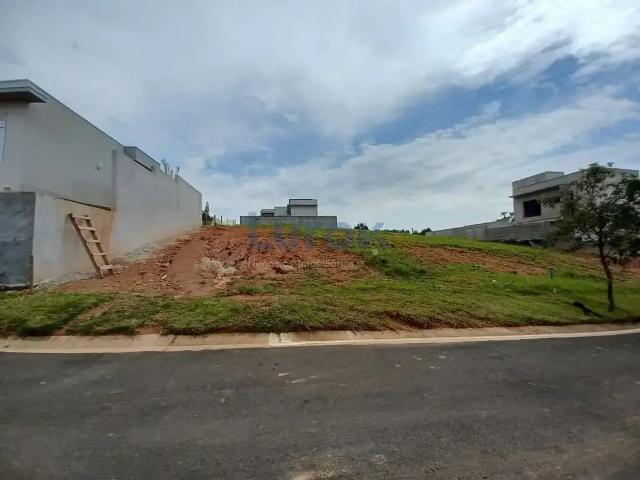 Terreno em Condomínio para Venda em Valinhos/SP Joapiranga