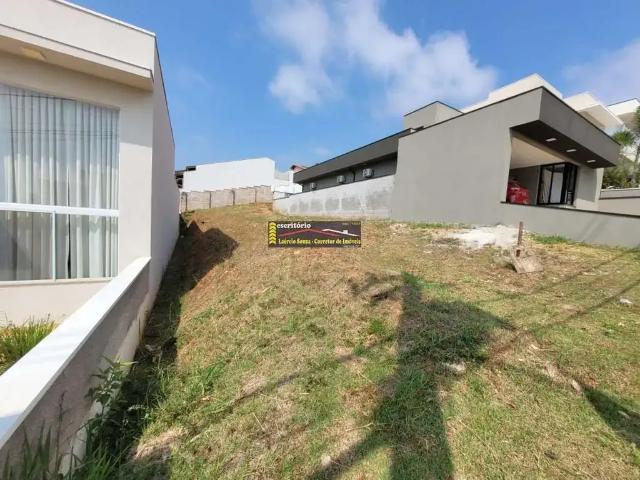 Terreno em Condomínio para Venda em Valinhos/SP Lenheiro