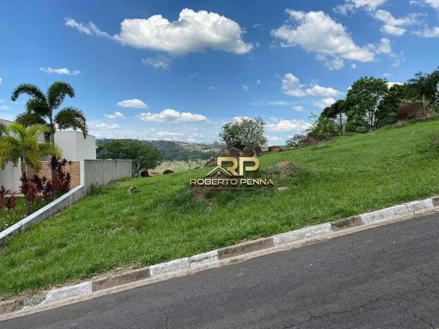 Terreno em Condomínio para Venda em Valinhos/SP Pinheiro
