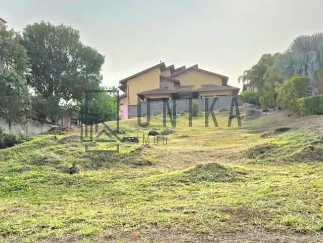 Terreno em Condomínio para Venda em Valinhos/SP Pinheiro