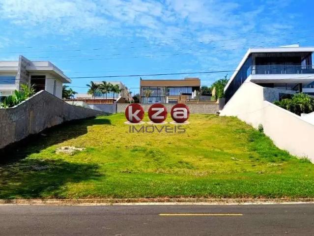 Terreno em Condomínio para Venda em Valinhos/SP Portal do Lago