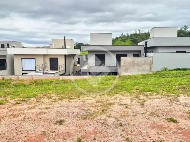 Terreno em Condomínio para Venda em Valinhos/SP Jardim América II