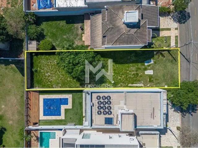 Terreno em Condomínio para Venda em Valinhos/SP Residencial Santa Maria