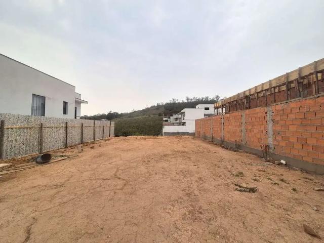 Terreno em Condomínio para Venda em Valinhos/SP Roncáglia