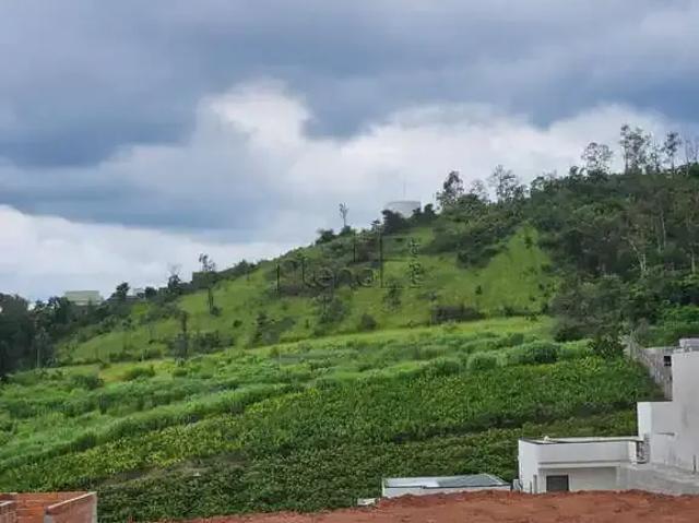 Terreno em Condomínio para Venda em Valinhos/SP Residencial Mont' Alcino