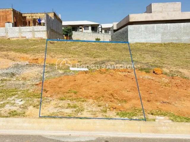 Terreno em Condomínio para Venda em Valinhos/SP Vila Capuava