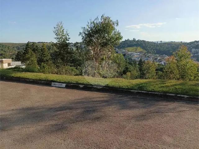Terreno em Condomínio para Venda em Várzea Paulista/SP Chácaras Aracary