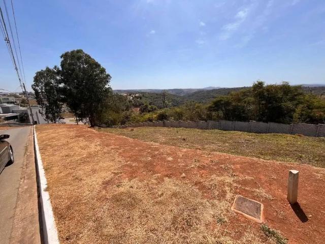 Terreno em Condomínio para Venda em Vespasiano/MG Gran Park