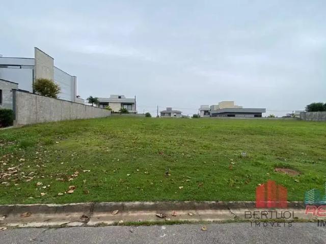 Terreno em Condomínio para Venda em Vinhedo/SP Condomínio Campo de Toscana
