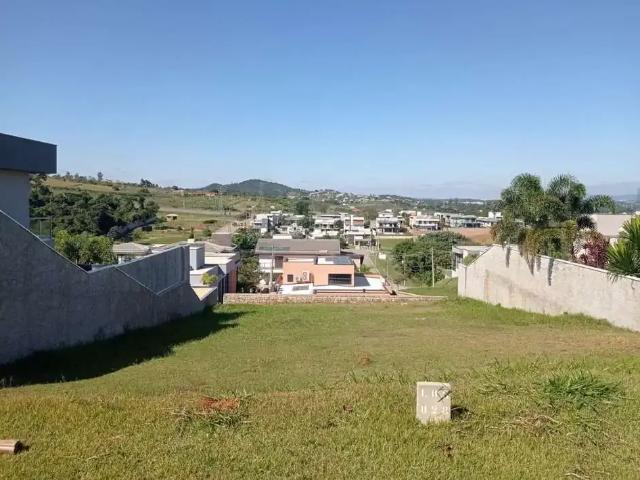 Terreno em Condomínio para Venda em Vinhedo/SP Condomínio Campo de Toscana