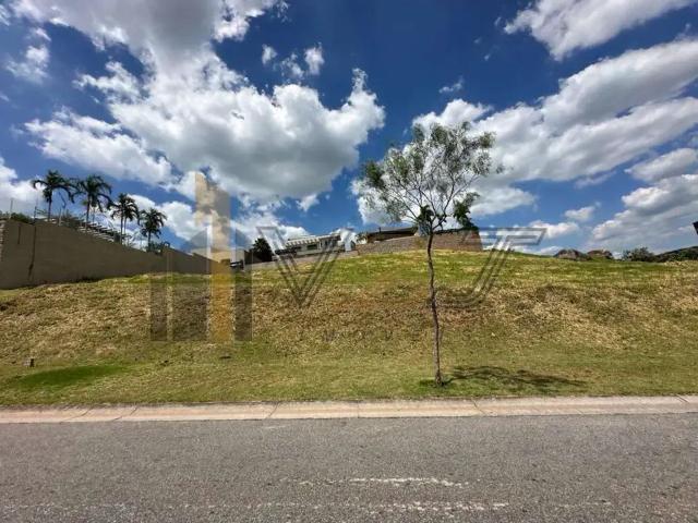 Terreno em Condomínio para Venda em Vinhedo/SP Condomínio Campo de Toscana