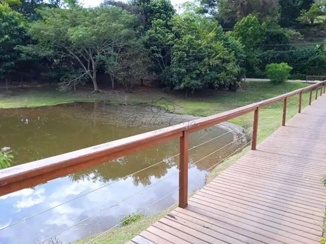 Terreno em Condomínio para Venda em Vinhedo/SP Caixa D´Água