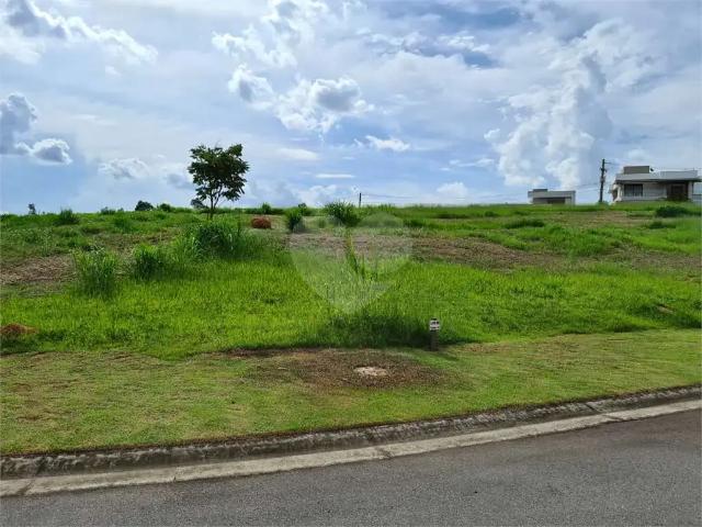 Terreno em Condomínio para Venda em Vinhedo/SP Monte Alegre