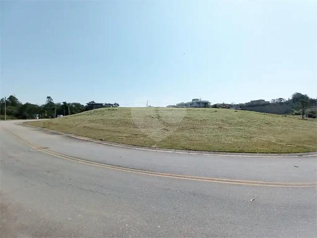 Terreno em Condomínio para Venda em Vinhedo/SP Monte Alegre