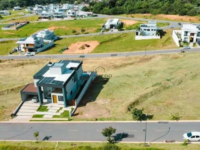 Terreno em Condomínio para Venda em Vinhedo/SP Santa Cândida