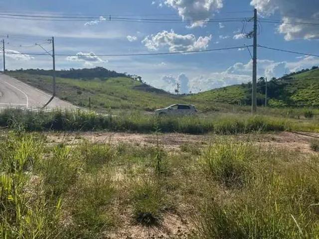 Terreno em Condomínio para Venda em Volta Redonda/RJ Casa de Pedra