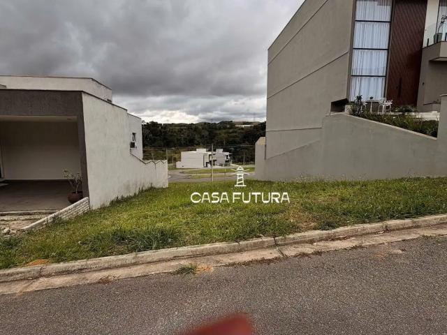 Terreno em Condomínio para Venda em Volta Redonda/RJ Casa de Pedra