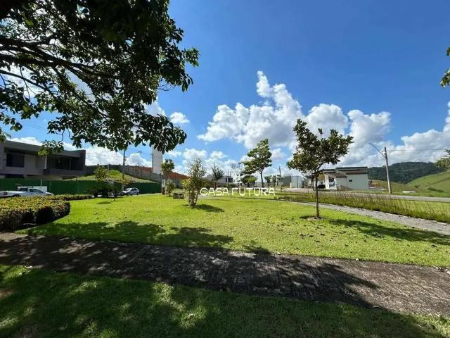 Terreno em Condomínio para Venda em Volta Redonda/RJ Casa de Pedra