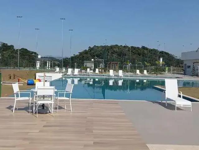Terreno em Condomínio para Venda em Volta Redonda/RJ Casa de Pedra