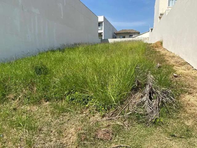 Terreno em Condomínio para Venda em Volta Redonda/RJ Jardim Amália