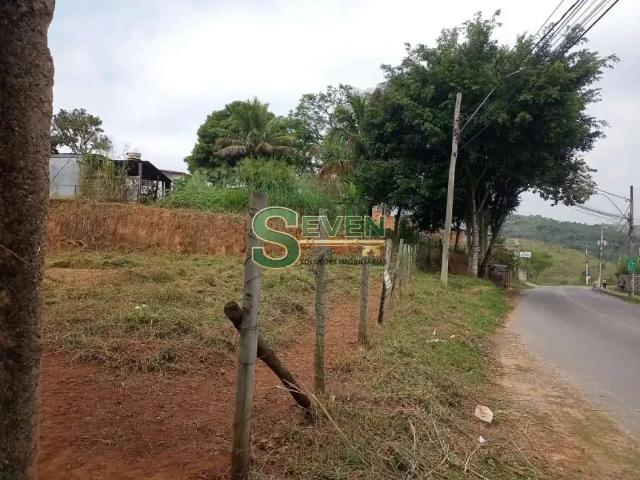Terreno em Condomínio para Venda em Volta Redonda/RJ Roma