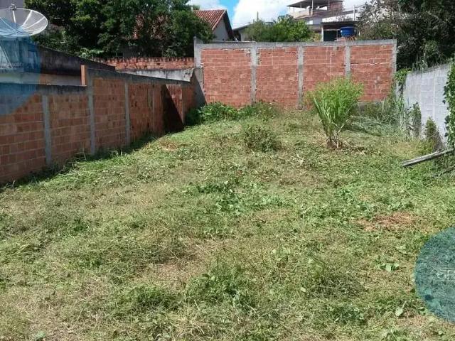 Terreno em Condomínio para Venda em Volta Redonda/RJ Roma
