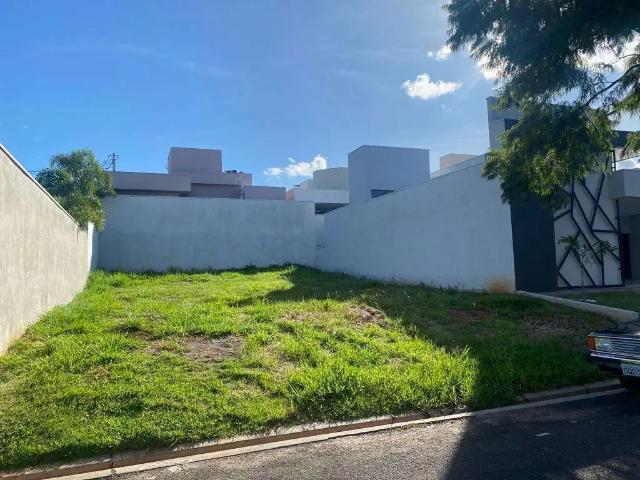 Terreno em Condomínio para Venda em Álvares Machado/SP Valência