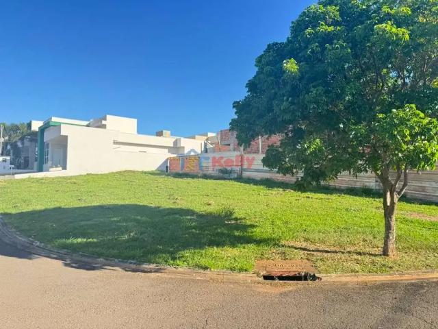 Terreno em Condomínio para Venda em Álvares Machado/SP Centro