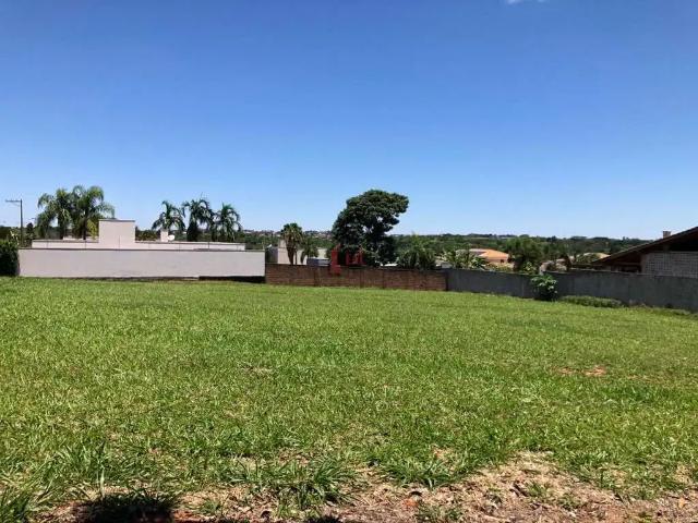 Terreno em Condomínio para Venda em Álvares Machado/SP Gramado Park Residencial