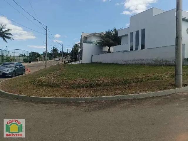 Terreno em Condomínio para Venda em Anápolis/GO Condomínio Vale dos Pássaros