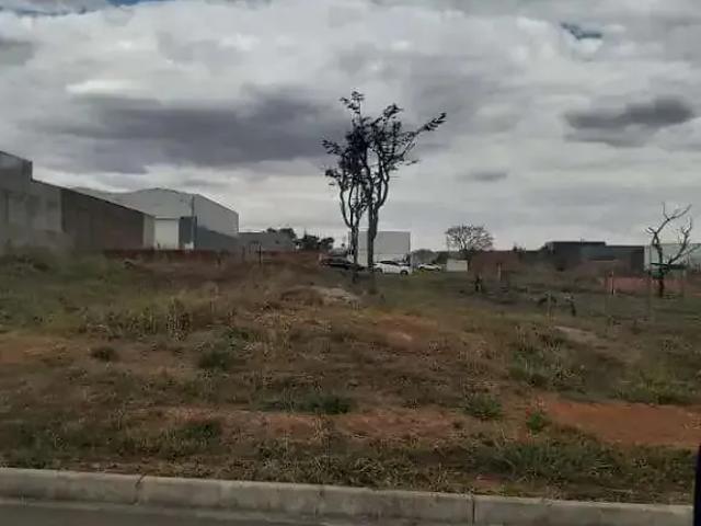 Terreno em Condomínio para Venda em Anápolis/GO Privê Lírios dos Campos