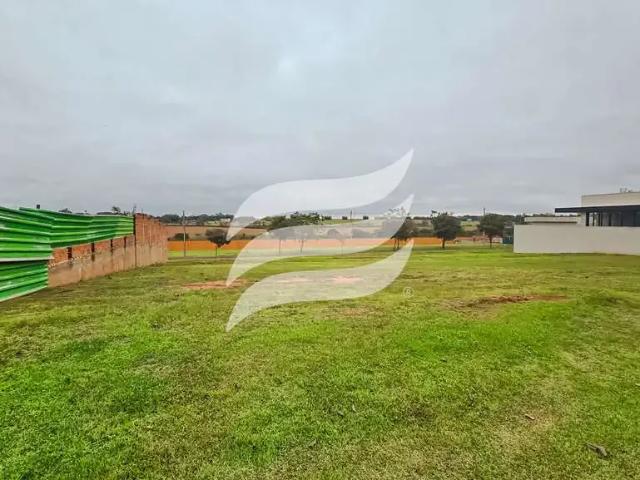 Terreno em Condomínio para Venda em Araçatuba/SP Alphaville Araçatuba