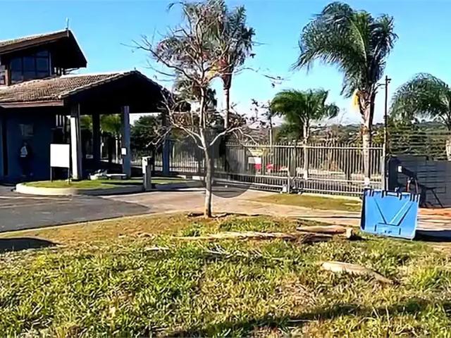 Terreno em Condomínio para Venda em Araçoiaba da Serra/SP Village Araçoiaba