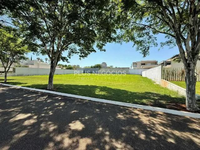 Terreno em Condomínio para Venda em Araçoiaba da Serra/SP Barreiro