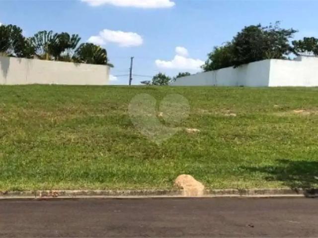 Terreno em Condomínio para Venda em Araçoiaba da Serra/SP Centro