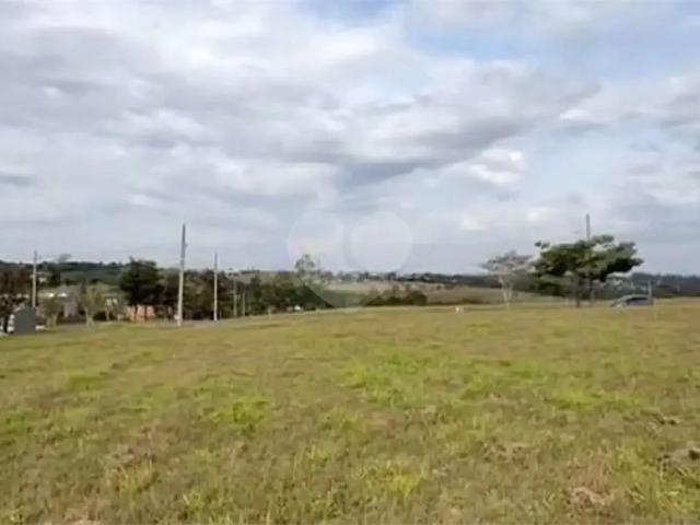 Terreno em Condomínio para Venda em Araçoiaba da Serra/SP Centro
