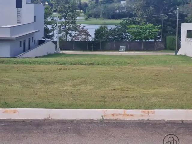 Terreno em Condomínio para Venda em Araçoiaba da Serra/SP Centro